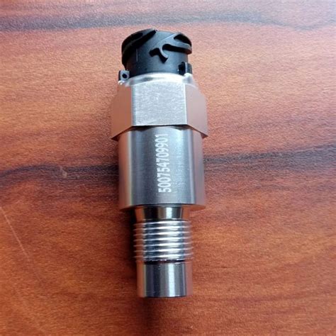 Male Temperature Sensor Connector For Automotive Industry 2 5 Mm At ₹ 2200 Piece In Panvel