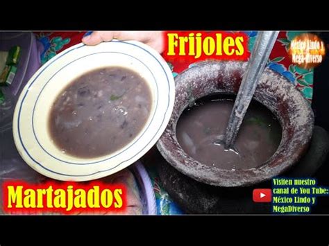 Cocinando Frijoles Martajados Para Comer Con Tortillas Recien Saliditas