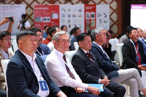 Шинэ Хархорум хотын төлөвлөлтийн үзэл баримтлалыг хэлэлцүүллээ