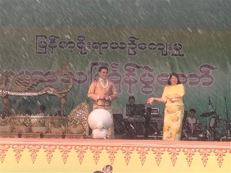 Dvb မုံရွာဗဟိုမဏ္ဍပ်အနီး ဗုံးပေါက်ကွဲ၊ မိုင်တဲလ်ရုံး လက်ပစ်ဗုံးပစ်ခတ်ခံရ