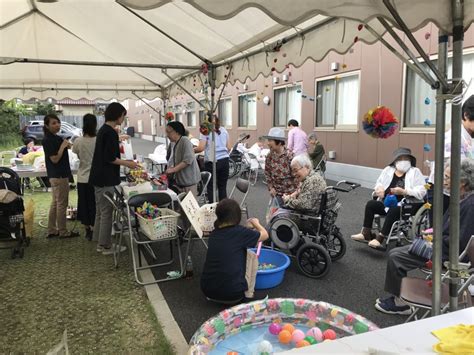 なかとみ悠生苑納涼祭風景 スタッフブログ 平塚相模原所沢の介護施設をお探しなら メディカルライフケア