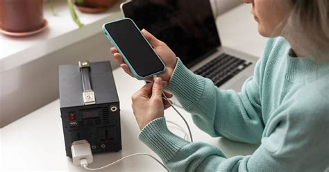 რჩევები როგორ შეარჩიოთ საუკეთესო პორტატული დამტენი და კაბელი