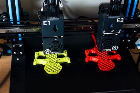 Premium Photo | Dual extruder 3d printer which is printing two bicolor ...