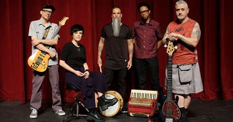 Pato Fu Faz Show Nesta Quinta Feira Na Capital