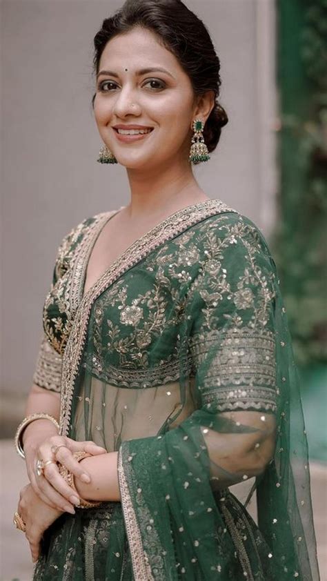 परी म्हणू की सुंदरा तेजश्रीचा हा मनमोहक अंदाज Marathi Actress