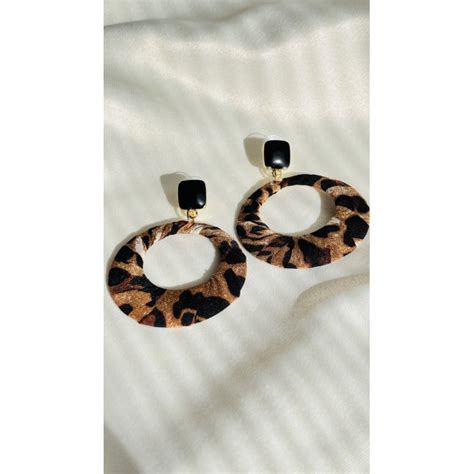 Leopar Mini Siyah Kare Küpe