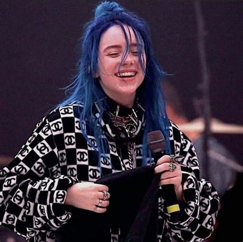 Download Billie Eilish Pictures | Wallpapers.com