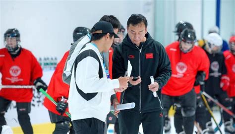 2023年全国冰球青少年训练营成都站开营 四川在线