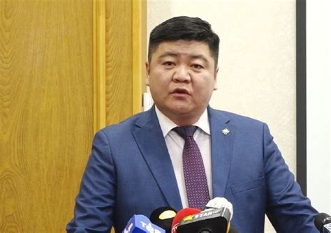 Ц Сандаг Очир Төрийн өндөр албан тушаалтнууд ёс зүйн хариуцлага хүлээхгүй байна