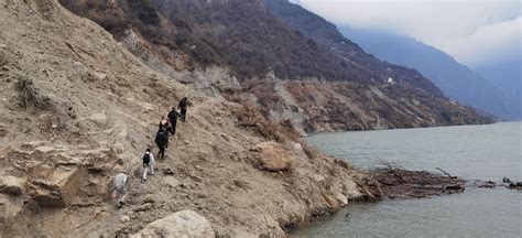 重大工程项目组在野外勘查2中国地质科学院地质力学研究所