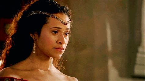 Our Queen Owned It Arthur And Gwen Photo Fanpop