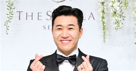 45세 새신랑 김종민 아내 히융 얼굴 유출 후 첫 포착결혼하고 겹경사 재미난 일