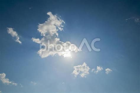 青く澄み渡る空3 No 1546718写真素材なら写真AC無料フリーダウンロードOK