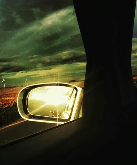 33 000 Reflection On Car Pictures