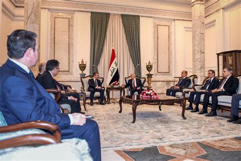 رئيس حكومة إقليم كوردستان يجتمع مع رئيس الجمهورية