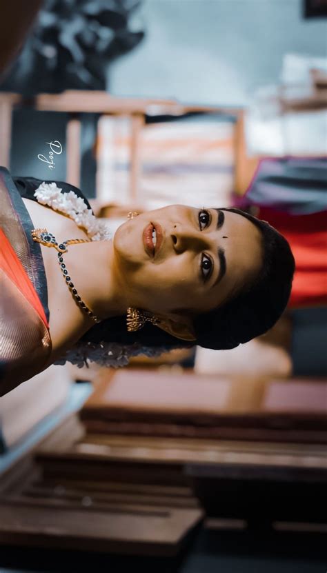 Pin On Ravi Actresses Celebs Wearable