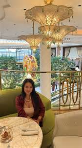 Mỹ Nhân Gợi Cảm Nhất Việt Nam Được Chồng Chiều Chuộng Sống An Nhàn