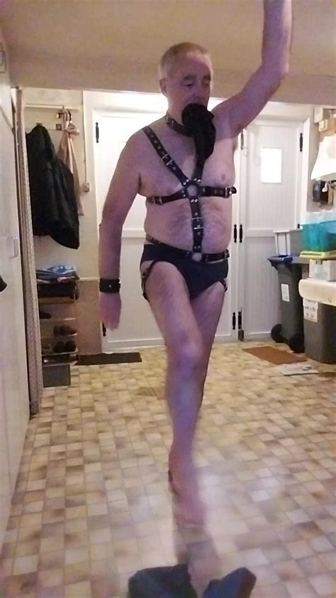 Soumis Un Dominant Thisvid Com