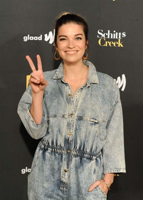 Annie Murphy ‘schitts Creek Season 4 Premiere In Hollywood Gotceleb