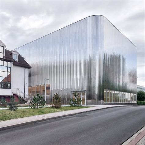 Waiting For Ideas Crafts Pp 1 Record Player From Solid Aluminium Block