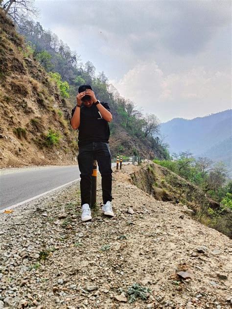 Pin Van Vineet Negi Op Profile