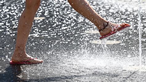 Горещините не подминават и Северна Европа Новини бг