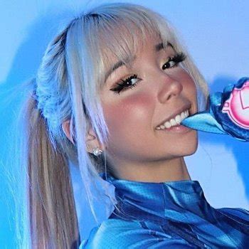 Mia Fez Waifu Mia WaifuuMia Izzy Bunnies Freeones Forum The Free Sex Community