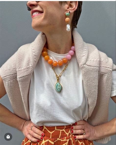 Mix De Cores E Formas Para Compor Um Look Ousado E Ao Mesmo Tempo Sofisticado 🤌🏻😮‍💨💫 Geome