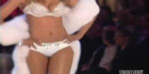 Tyra Banks Runway Tnaflix Com