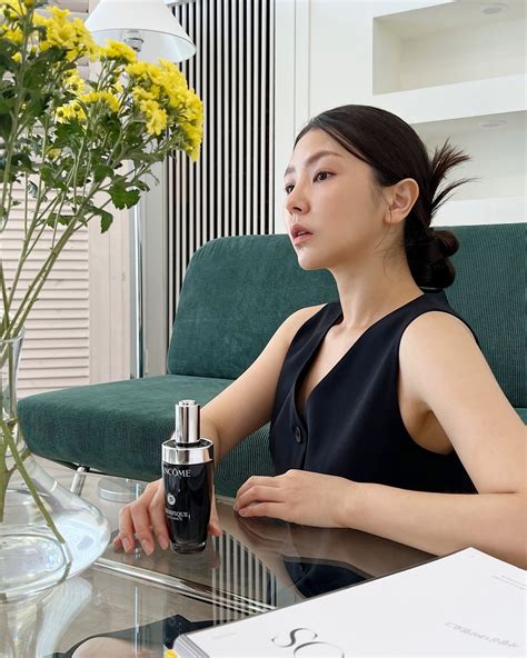 지수경 코 닿을 거리 가오픈 이후 재방문 넘 힙해 Instagram