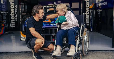 Fernando Alonso Cierra El Círculo Y Cumple El Sueño De Su Fan Más