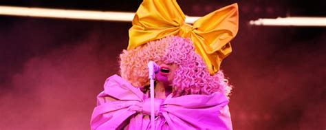 Sia Reveals Autism Diagnosis 2 Years After ‘music Controversy 1009 The Grade Classic