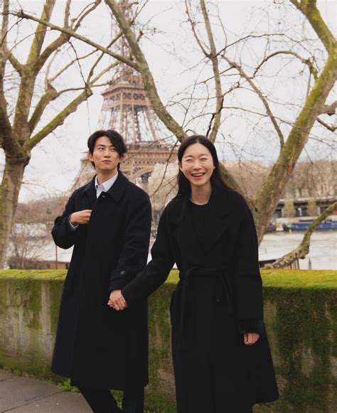 Taecyeon Denies Marriage Rumors Clarifies Leaked Paris Photos Kpop Hit