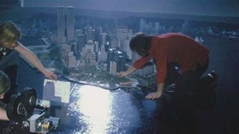 50 Amazing Behind The Scenes Photographs From The Making Of “escape