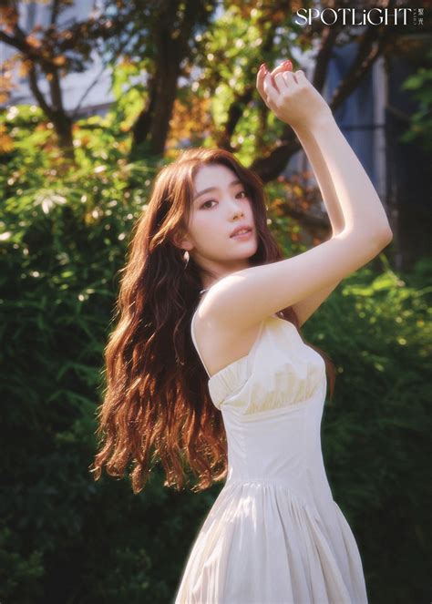 Xiaoting Outfits And Style Photos • Celebmafia