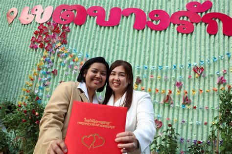 In Pictures Thailand Holds Its First Same Sex Weddings January 23