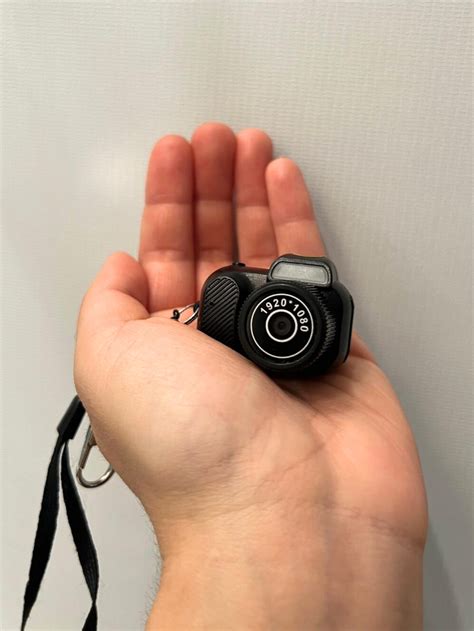 Review This Tiny Camera Actually Takes Great Photos And Videos Glamour
