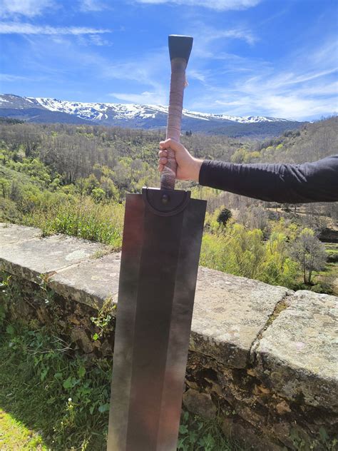 Dragonslayer Sword Vastos Props
