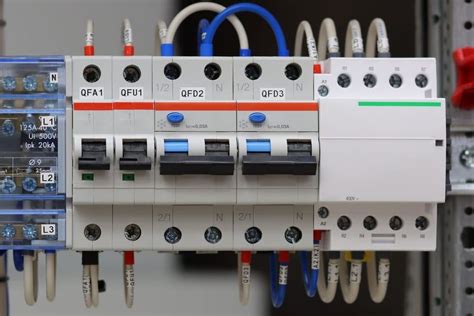 Contactor Vs Relay Electrically Operated Switches Understanding The Differences