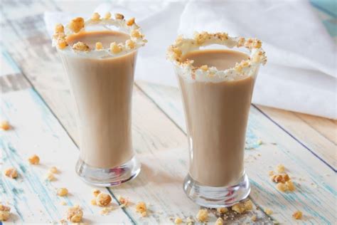 15 Fun Baileys Cocktail Recipes