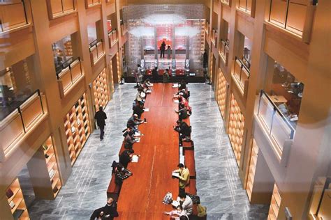 两会“申”音 建设学习型城市建设，让纸上指尖互为补充、线上线下高效融合 数字化 评价 实体