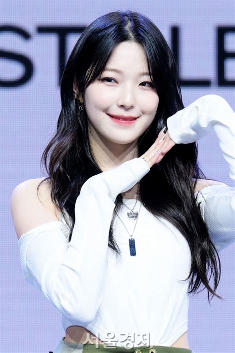 프로미스나인 백지헌 막내의 도발 [se★포토] 서울경제