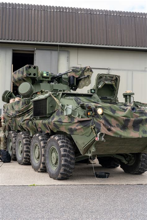 Dvids Images Us Army Space And Missile Defense Leadership Visits 10th Aamdc Soldiers [image