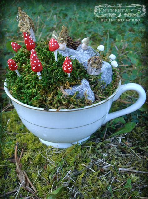 Pixie Hill Town In A Teacup