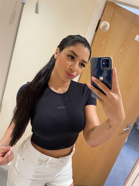 Long And Natural Looks So Sexy Right Sexy