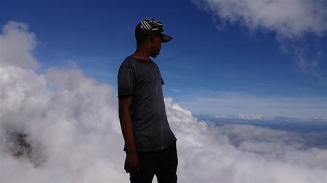 무료 이미지 눈 겨울 구름 하늘 햇빛 산맥 날씨 푸른 정상 회담 등산 기상 현상 대기 현상 지구의 분위기 산악 지형 5312x2988