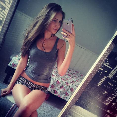 Finnish Girl Listening To Music Porn Pic Eporner