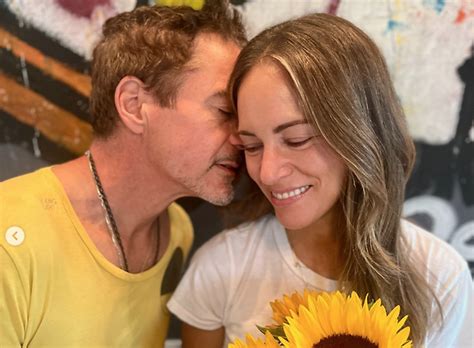 로버트 다우니 주니어의 잉꼬부부 비결 스푸트니크