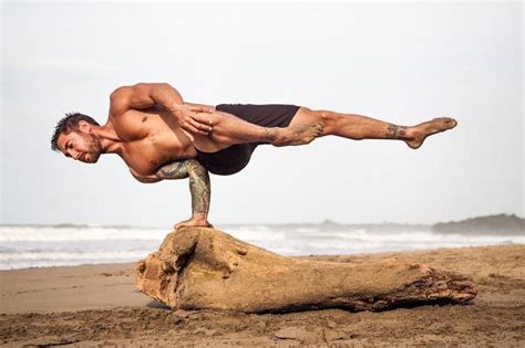 Почему стоит заниматься йогой