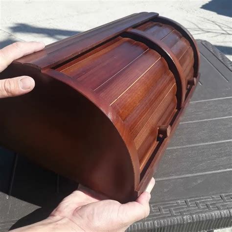 Хлібниця темна двойна Youtube